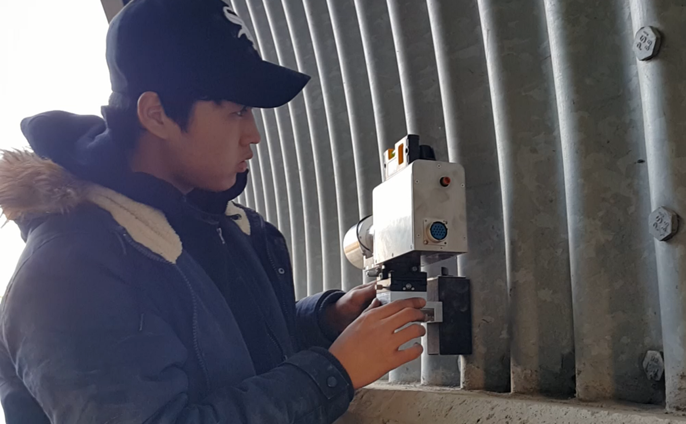 Devzone - Software, Hardware outsourcing - Technology - measuring device